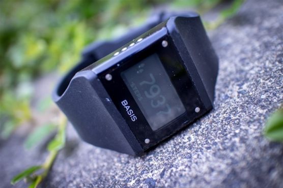 Basis B1 Watch In-Depth Review | DC Rainmaker