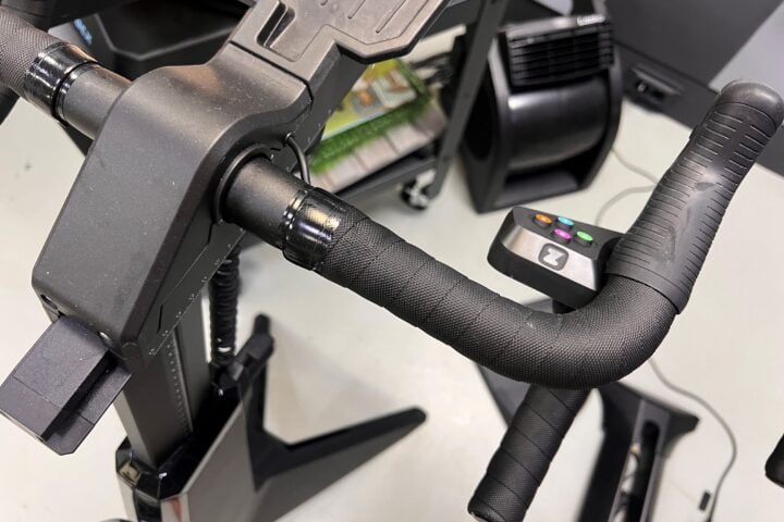 Zwift Play Controller Review: Surprisingly Useful! | DC Rainmaker