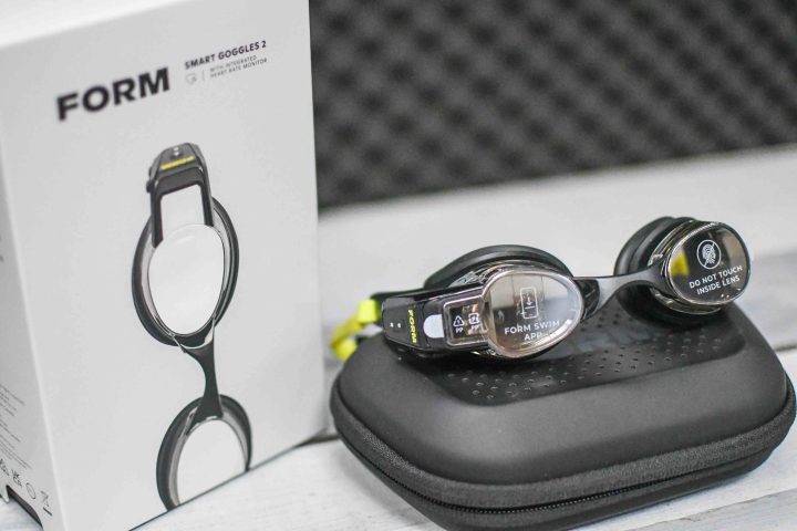 FORM Smart Swim 2 Goggles In-Depth Review | DC Rainmaker