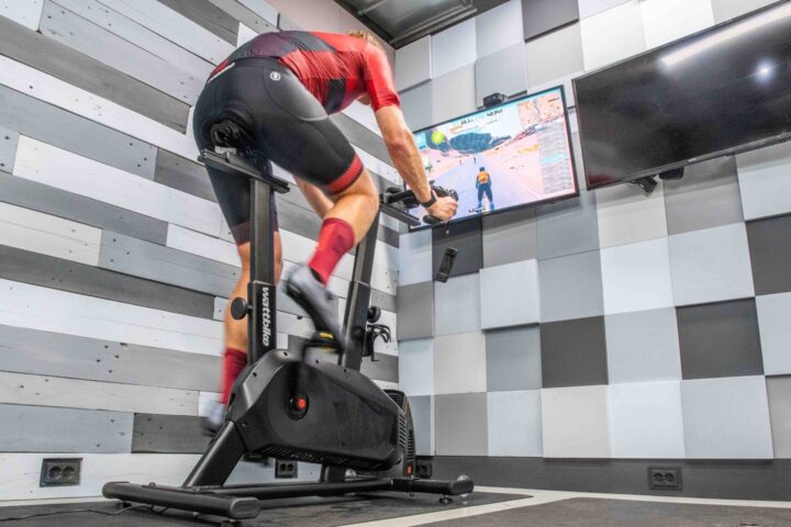 Wattbike Proton Smart Bike In-Depth Review | DC Rainmaker
