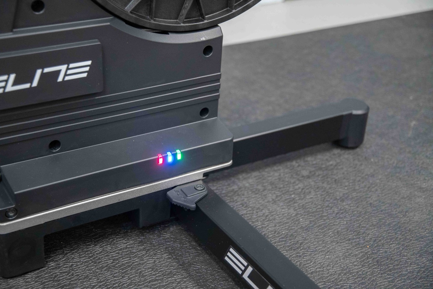 Elite Avanti Smart Trainer In-Depth Review | DC Rainmaker